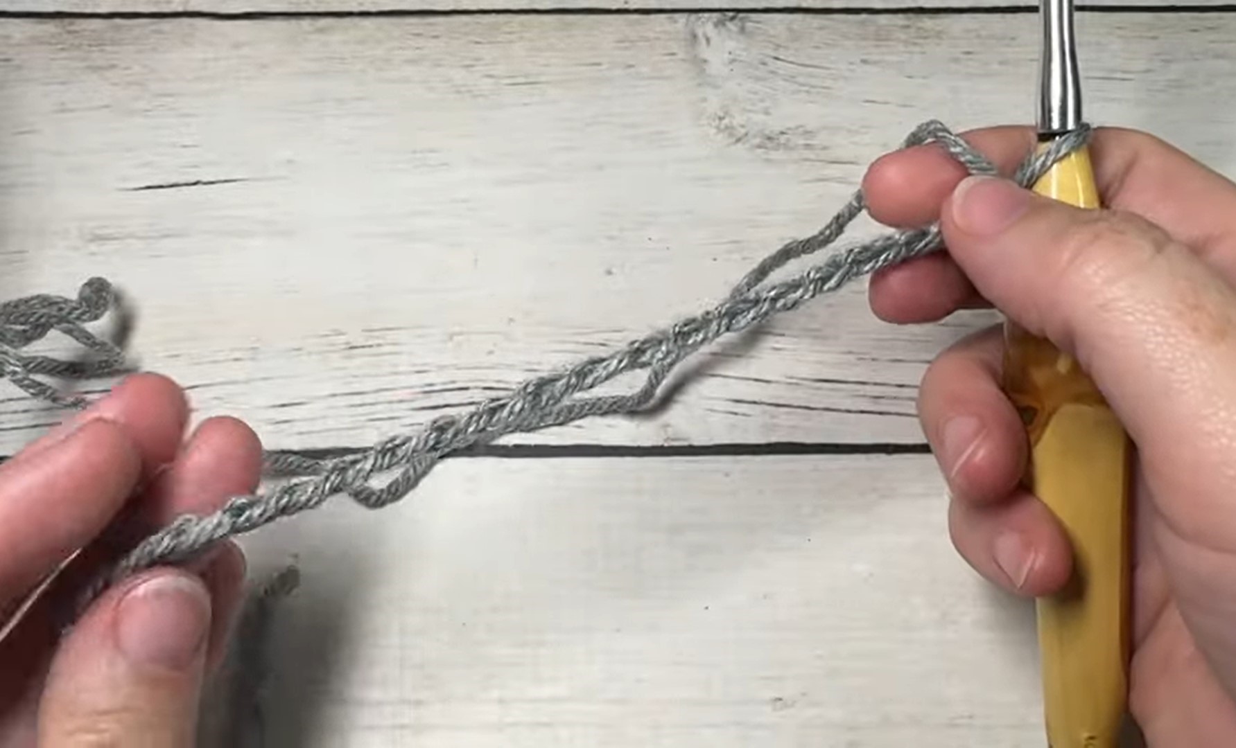 How to Crochet the Crossed Cluster Stitch Photo Tutorial — Brilliant Life Hacks